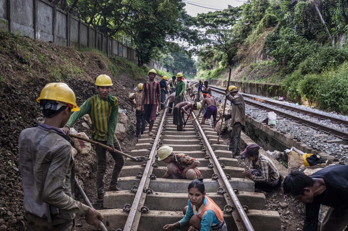 Hard labour for migrant workers on the Yangon circle line | Frontier ...